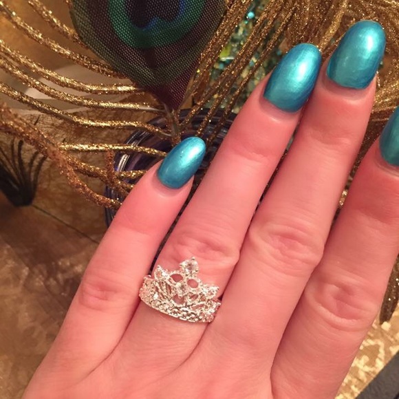 Amanda Lee Designs inc | Jewelry | New Fit For A Queen Or A Princess ...